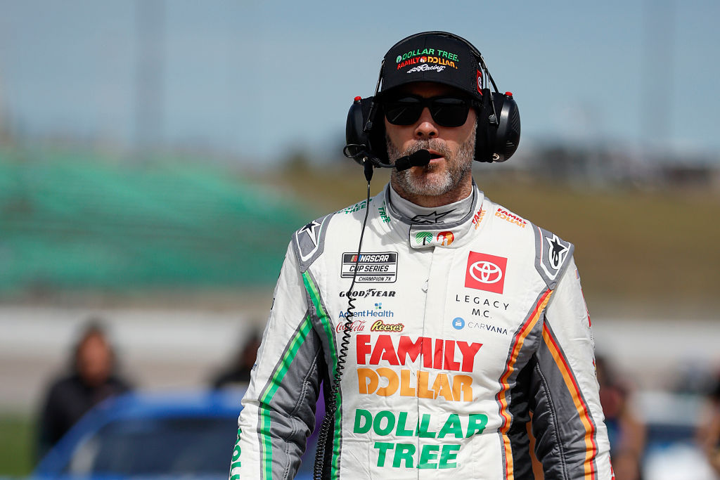 NASCAR Hall of Famer Partners With Chopt For New Salad